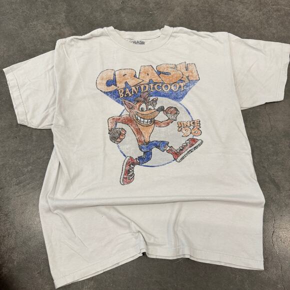 Vintage | Shirts | Vintage Y2k Crash Bandicoot White Graphic Vintage ...